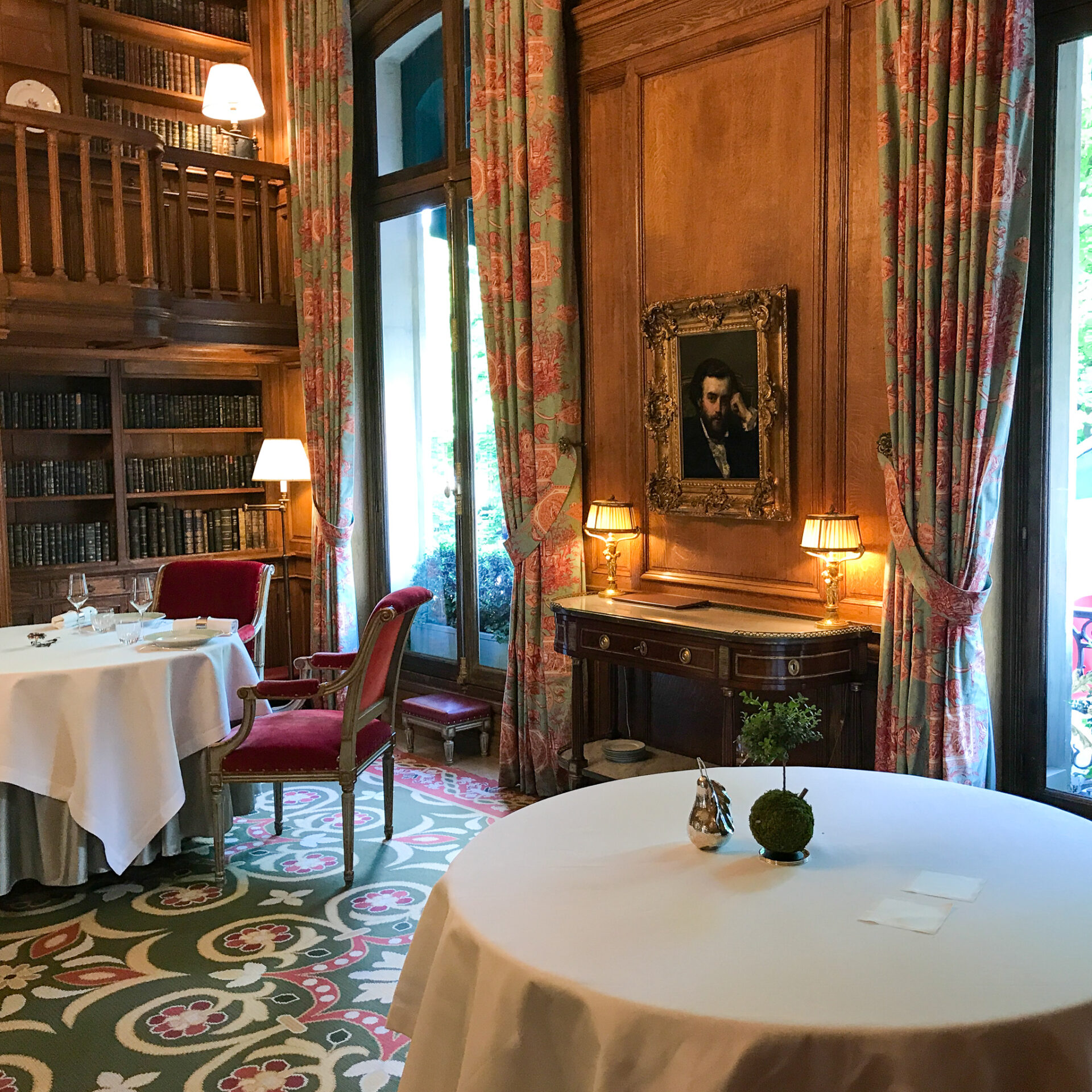 Le Clarence | PARIS BY MOUTH