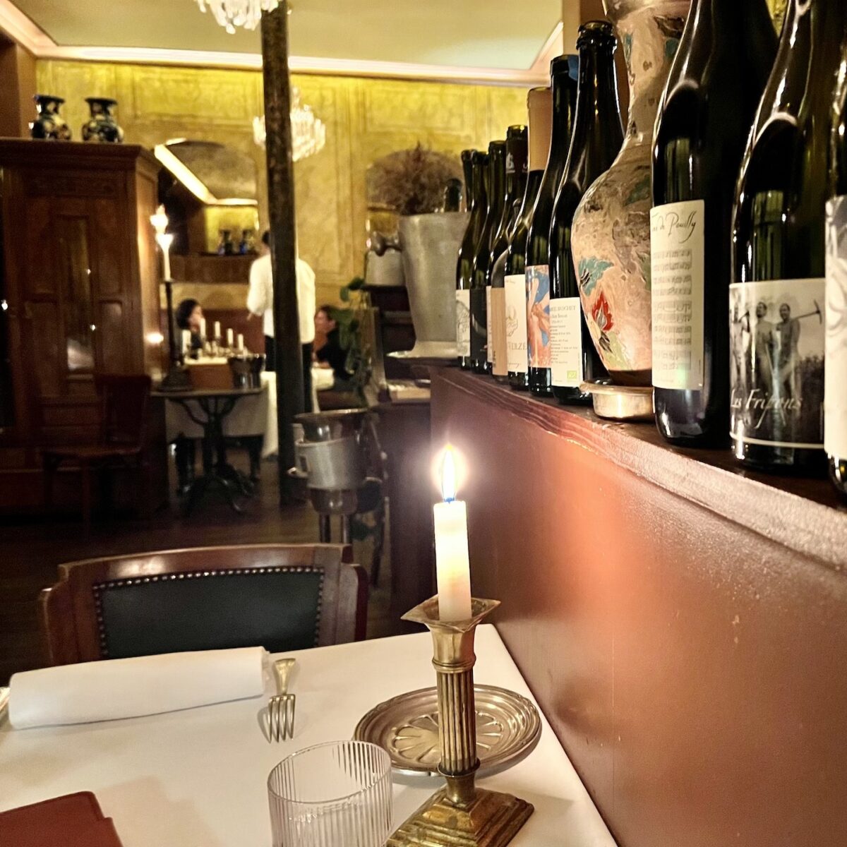 Pétrelle | PARIS BY MOUTH